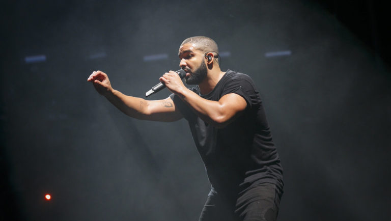 Drake en concert à l'AccorHotels Arena en mars 2017