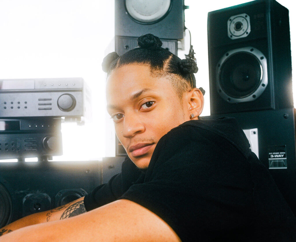 Lou Phelps, un retour "Extra Extra" | Interview